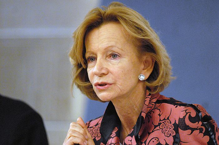 Elena Salgado Méndez | enciclopedia.cat